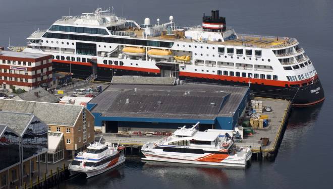 Il postale dei Fiordi Hurtigruten